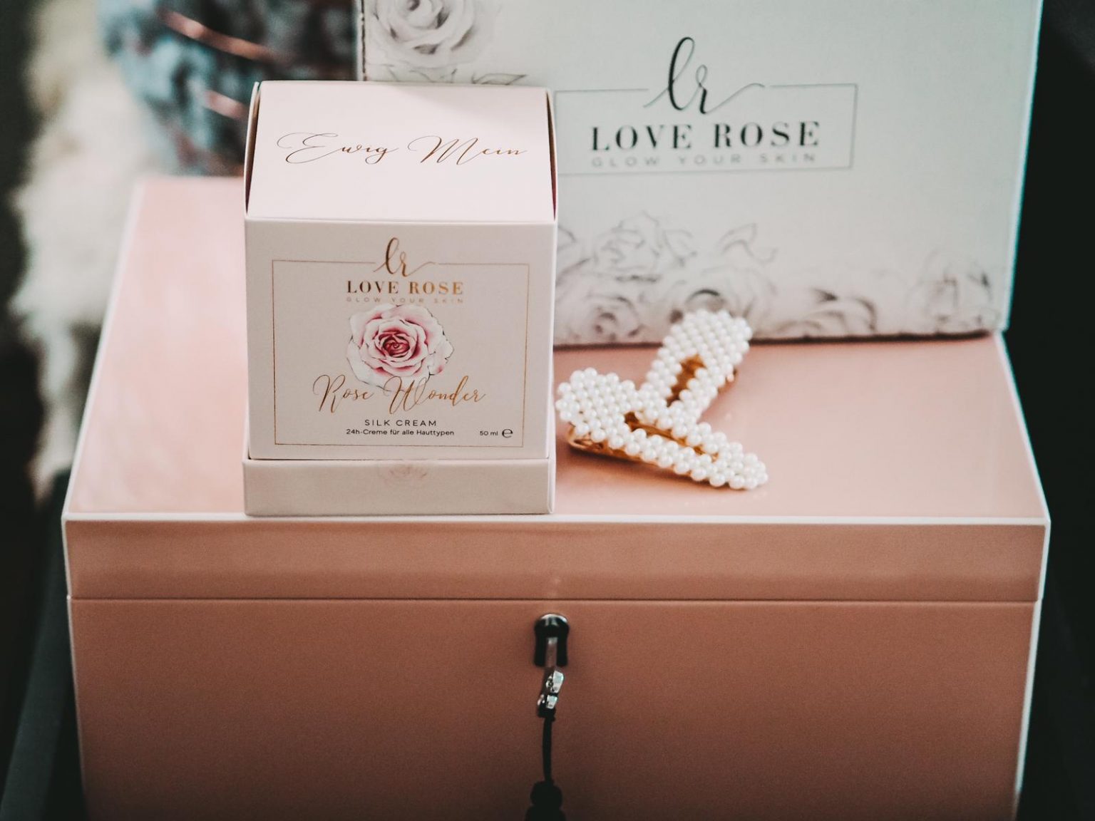 Love Rose Cosmetics - nachhaltig und hochwertig - Label Love