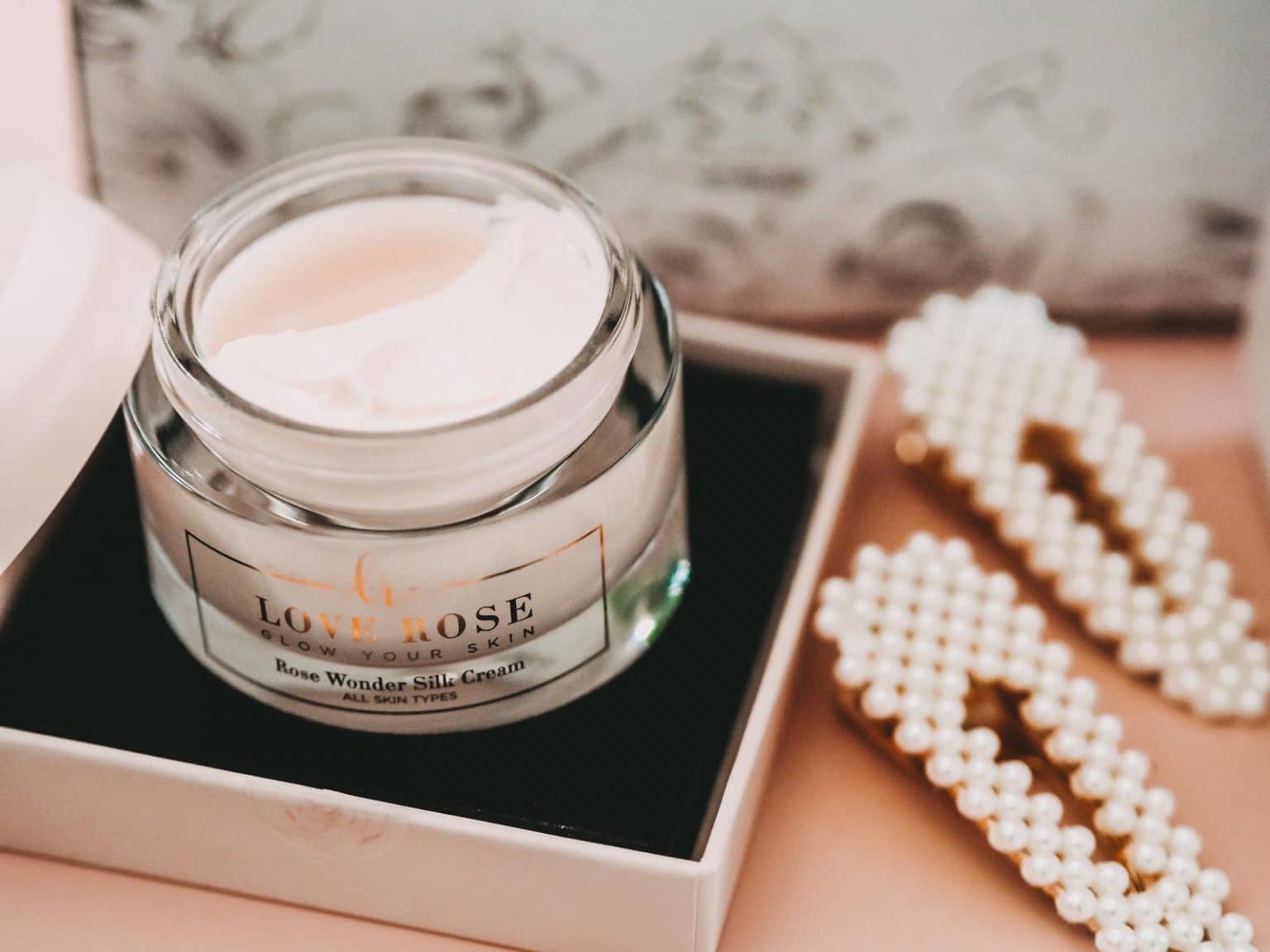Love Rose Cosmetics - nachhaltig und hochwertig - Label Love