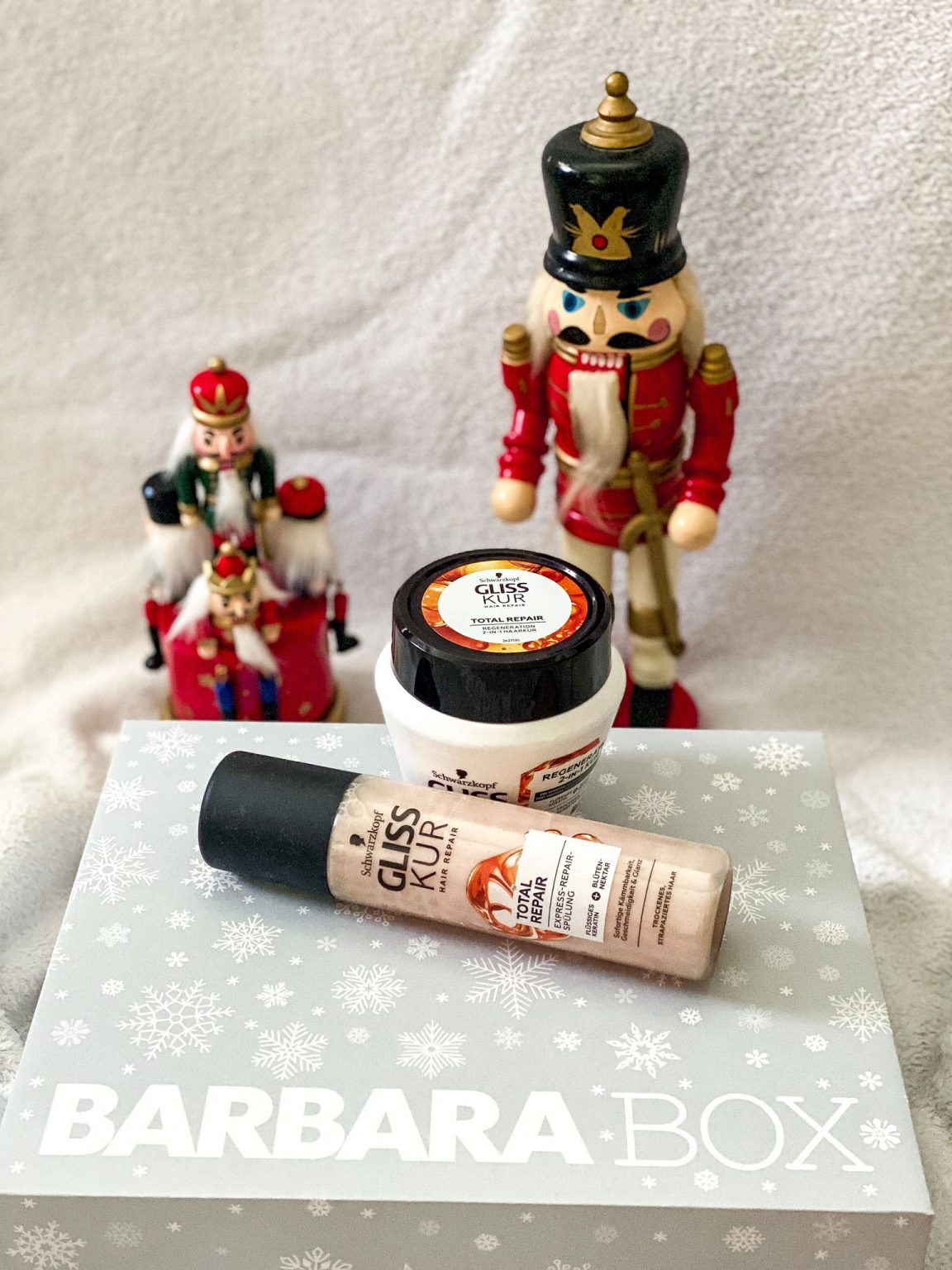 Barbara Box Its Cold outside - Unboxing - Label Love Beauty